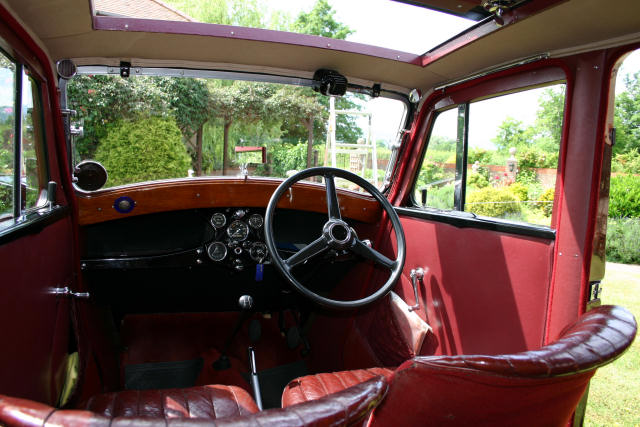 Bob Bryan's Morris Eight Gallery